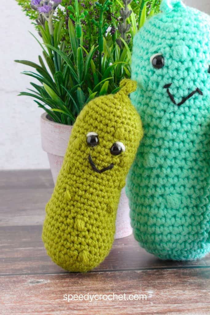 Crochet Pickle Pattern | Speedy Crochet